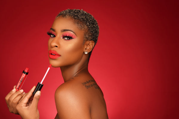 TEASE – J. Nova Collection